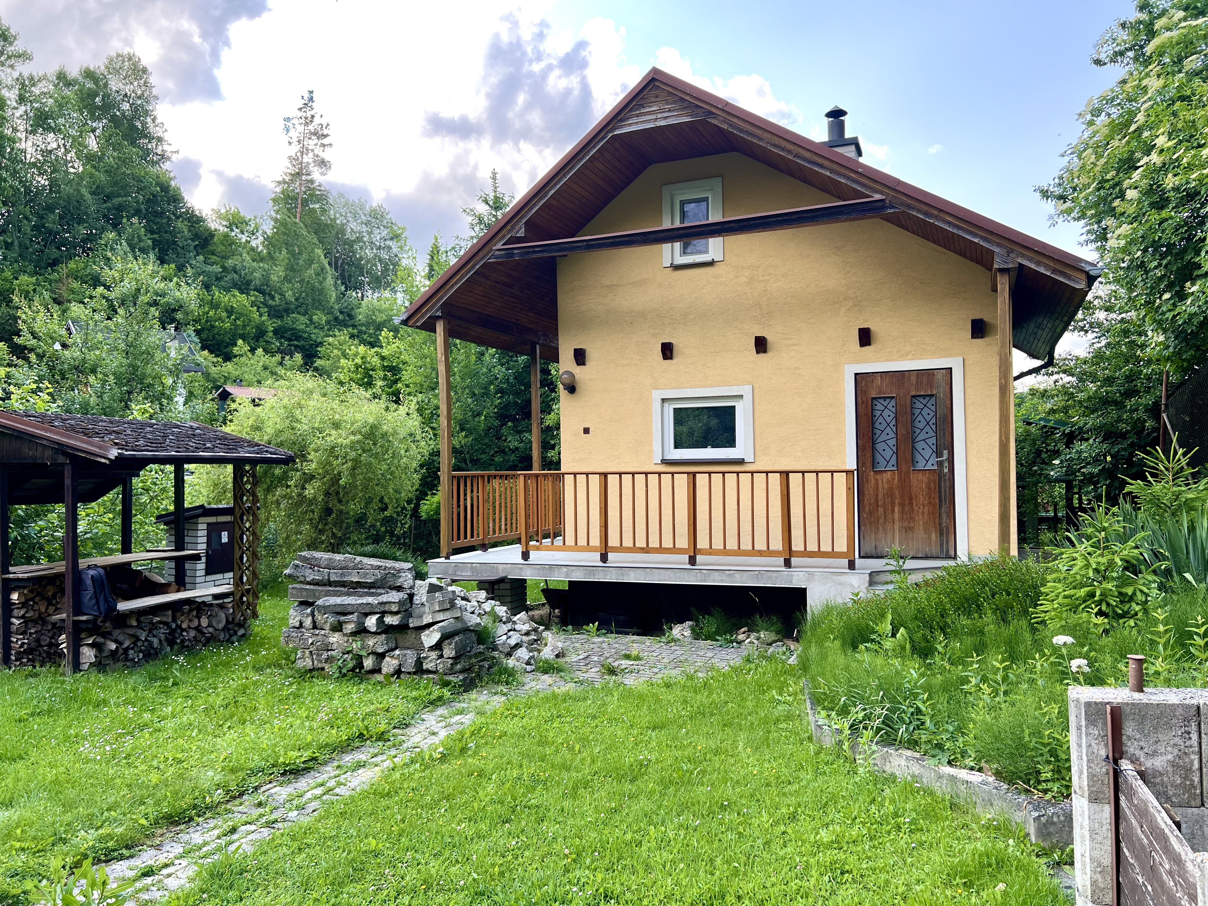 Záhradná chatka Horný Hričov | Predaj | RED