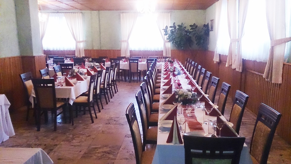 Polyfunkčný objekt Dlhé Pole | Predaj | RED